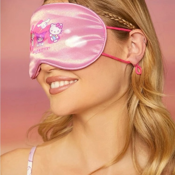 SHEIN | Accessories | Hello Kitty And Friends Eye Cover | Poshmark